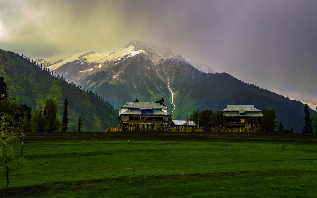 Hidden Tourist Destinations in Pakistan | Zameen Blog