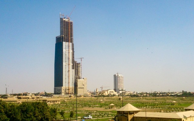 A Complete List of Tallest Buildings in Karachi | Zameen Blog