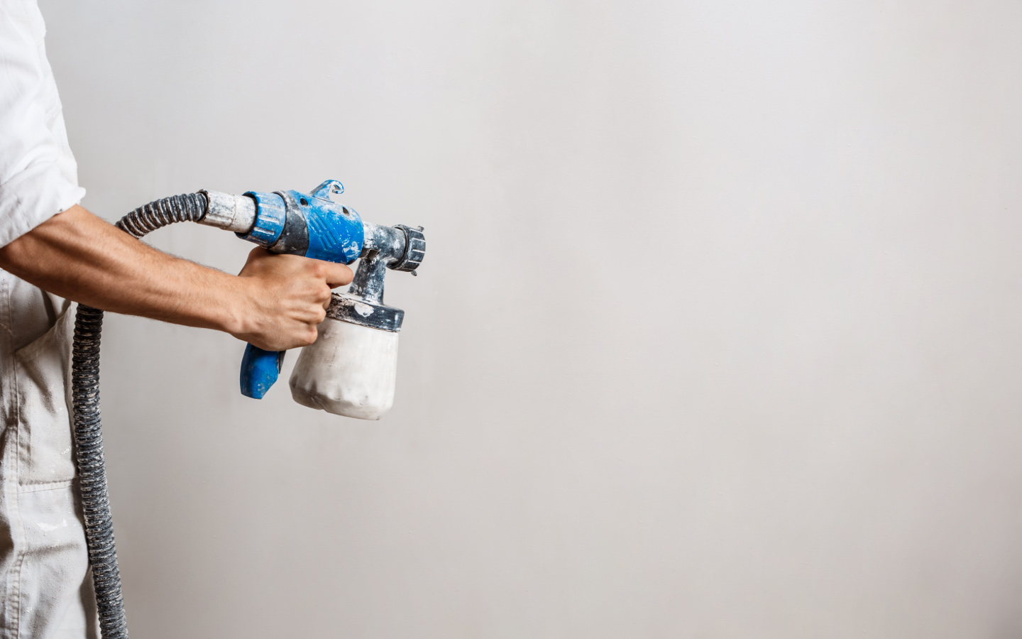 Spray Paint Your Walls for a New Look | Zameen Blog