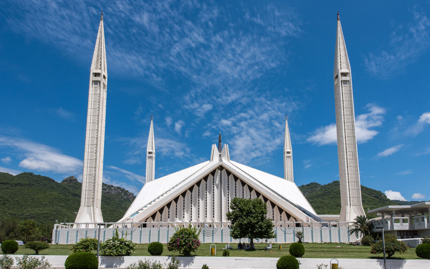 6 Most Beautiful & Largest Mosques in Pakistan | Zameen Blog