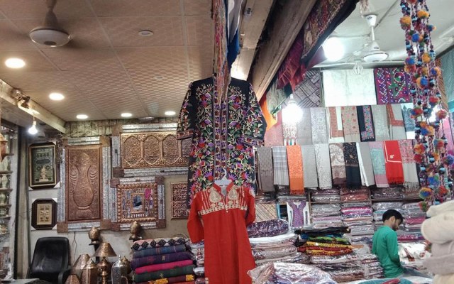 Best Places for Eid Shopping in Karachi | Zameen Blog