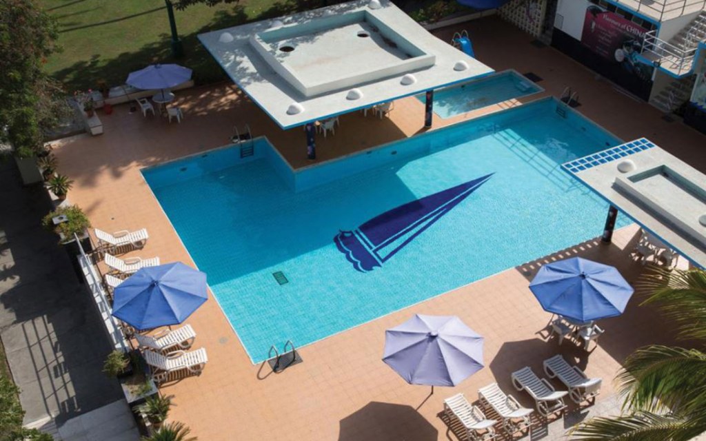 Best Swimming Pools in Karachi | Zameen Blog