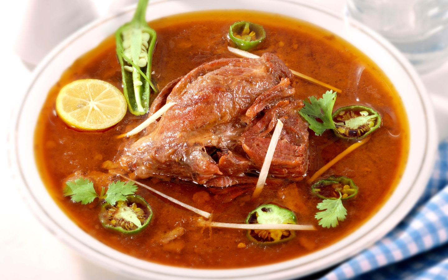 Top Winter Foods in Pakistan for Your Cravings | Zameen Blog