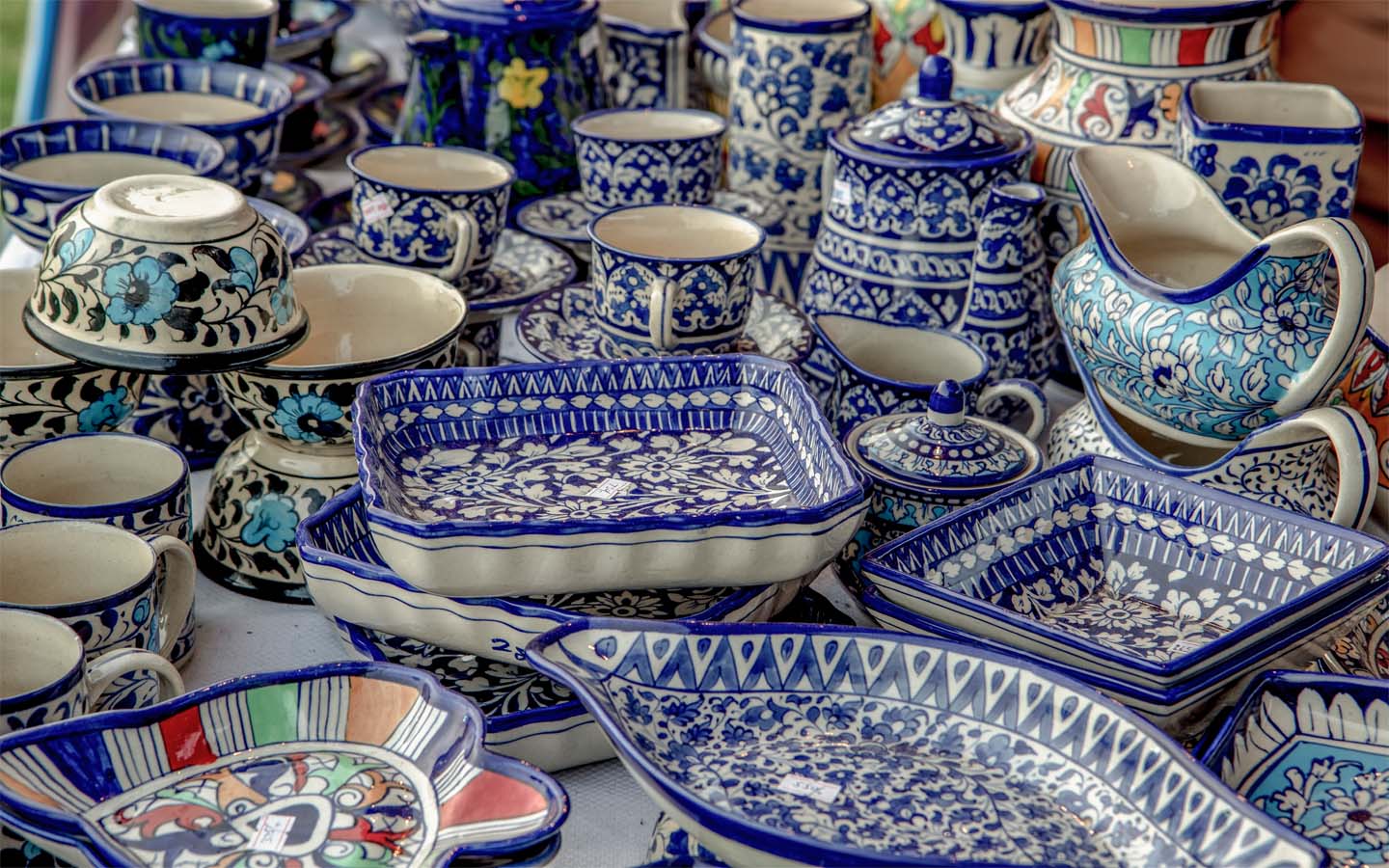 Top Travel Souvenirs in Pakistan for Your Collection | Zameen Blog