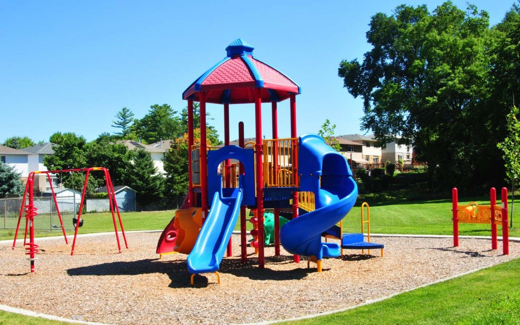 Benefits of Living in a Gated Community | Zameen Blog