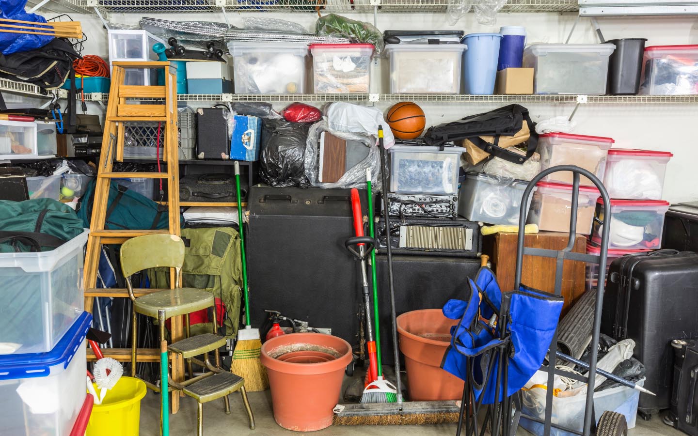 How to Declutter the Storage Areas in Your Home | Zameen Blog