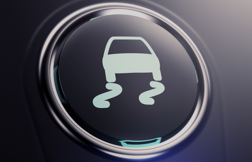 Simple Hacks for When Your Car Gets Stuck in the Snow | Zameen Blog