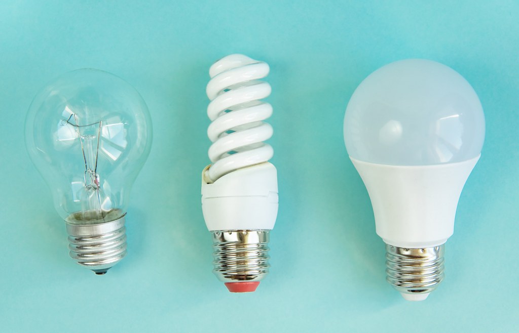 Energy-Savers or LEDs: Which is a Better Choice? | Zameen Blog