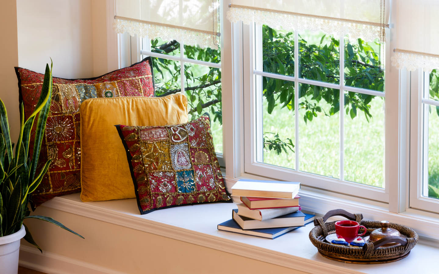Cosy Reading Corner Ideas for your Home | Zameen Blog