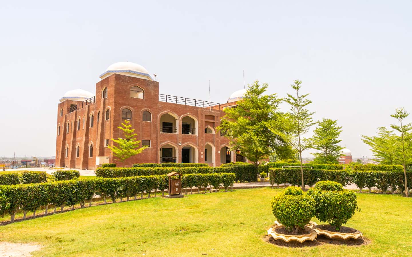 Travel Guide to Multan: Shrines, Historical Places & More | Zameen Blog