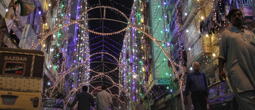 History of Kharadar and Mithadar: Landmarks, Food Streets & More ...