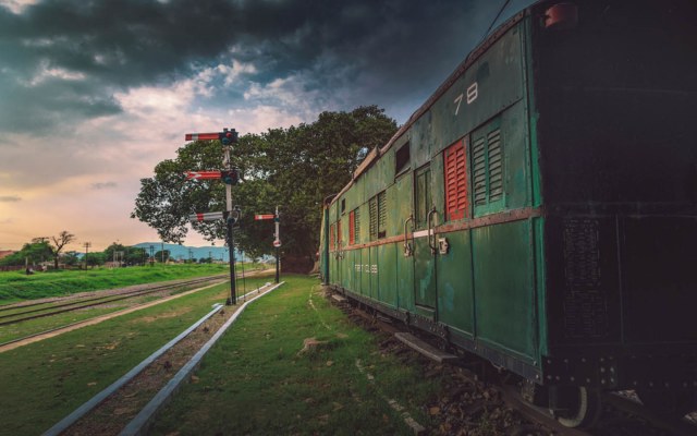 Pakistan Railways: History, Facts & More! | Zameen Blog