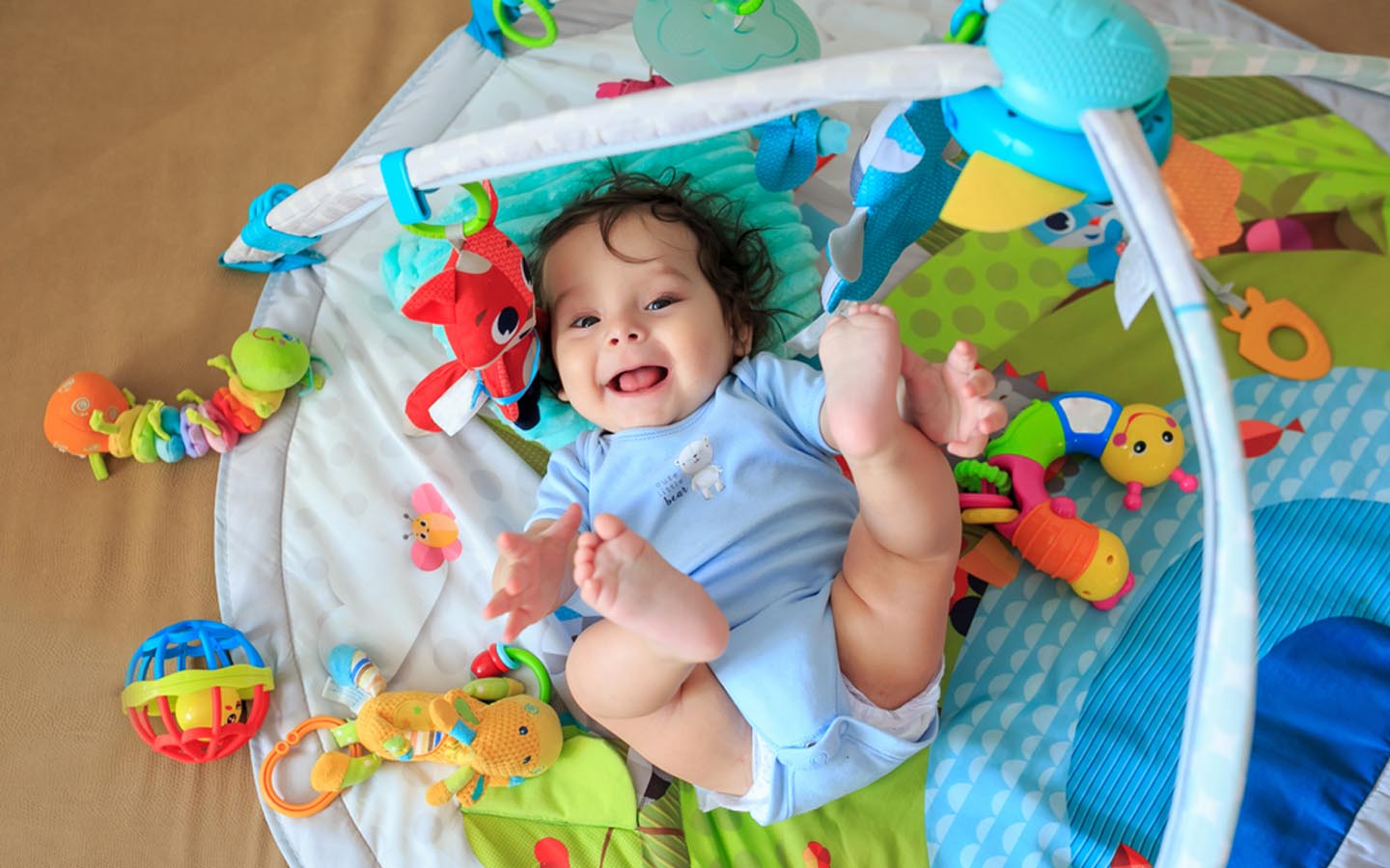 How to Make a Homemade Rug from Scratch | Zameen Blog