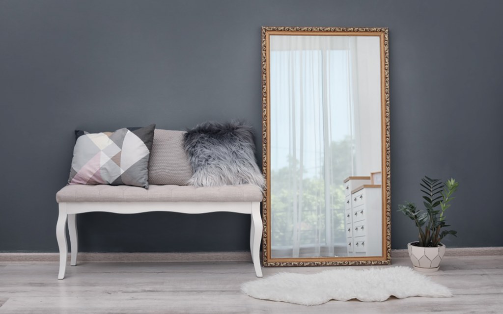 Mirror Decorating Mistakes to Avoid | Zameen Blog