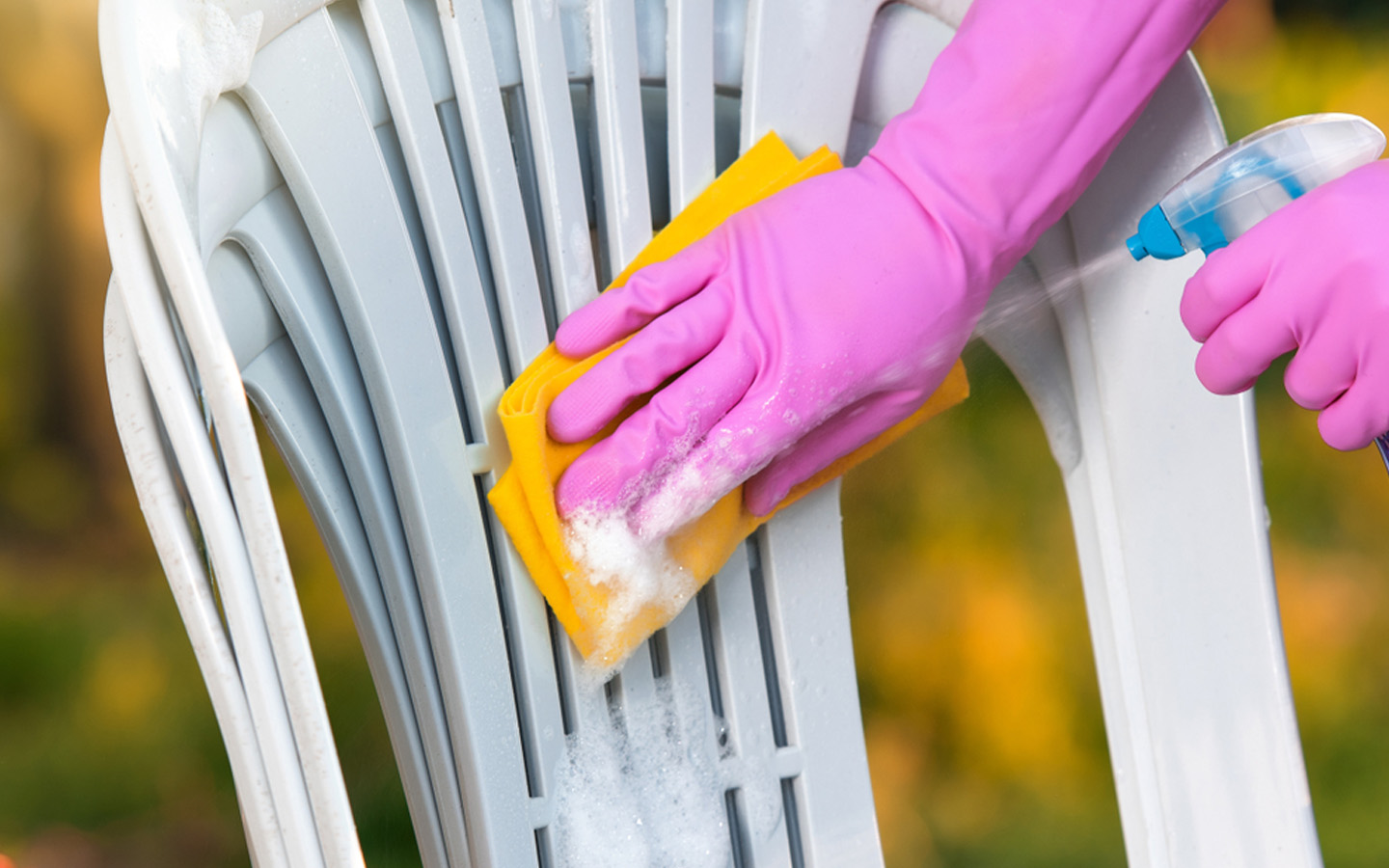 How to Clean Household Surfaces: A Detailed Guide | Zameen Blog