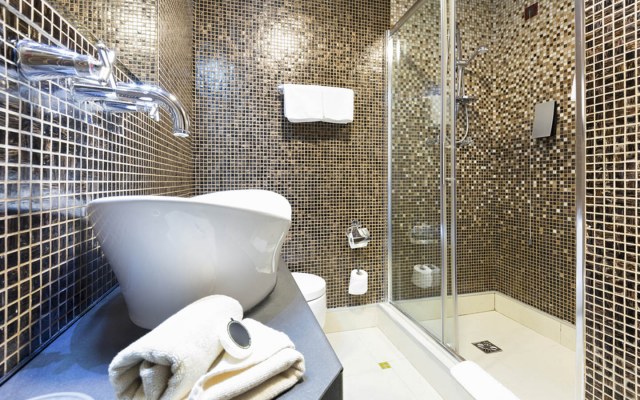 Dos and Don’ts of Selecting Bathroom Tiles: Design, Texture & More ...