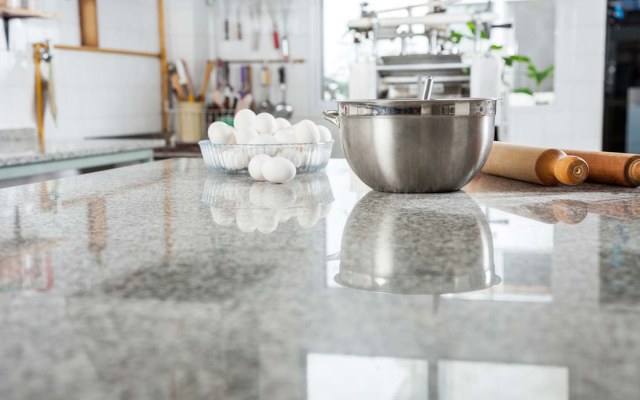 Different Kitchen Countertop Materials: Pros & Cons | Zameen Blog