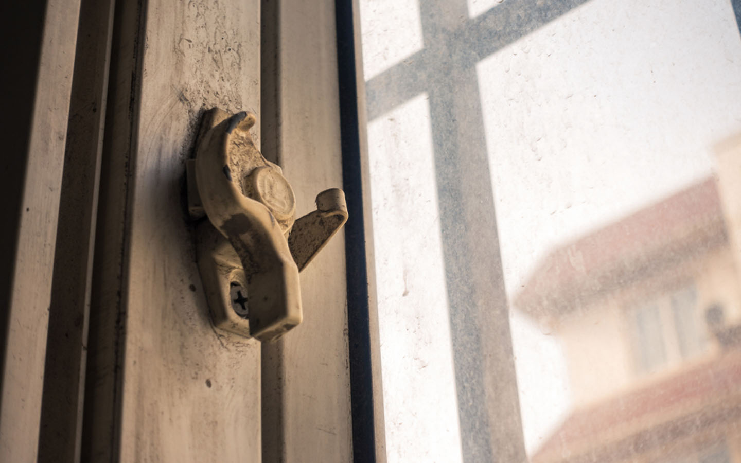Different Types of Locks Used in Homes | Zameen Blog