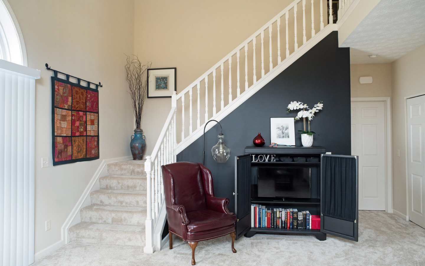 How to Get Safer Stairs for the Elderly? | Zameen Blog