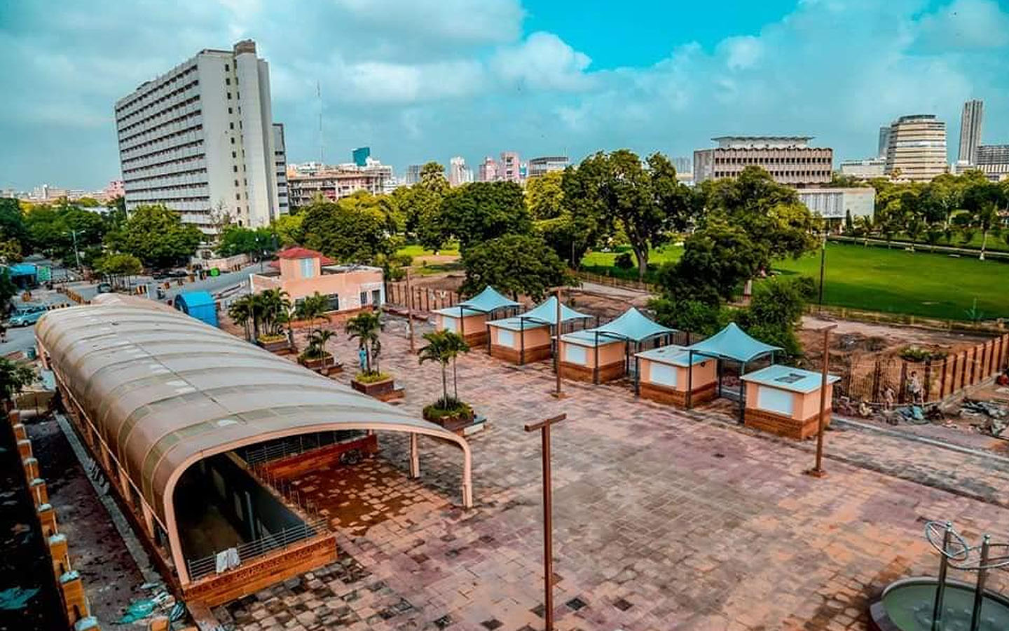 People’s Square, Karachi: Location, Facilities & More! | Zameen Blog