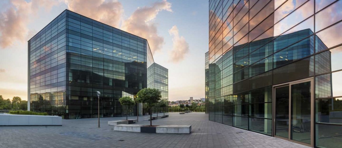 Best Tips to Make a Commercial Building Energy Efficient | Zameen Blog