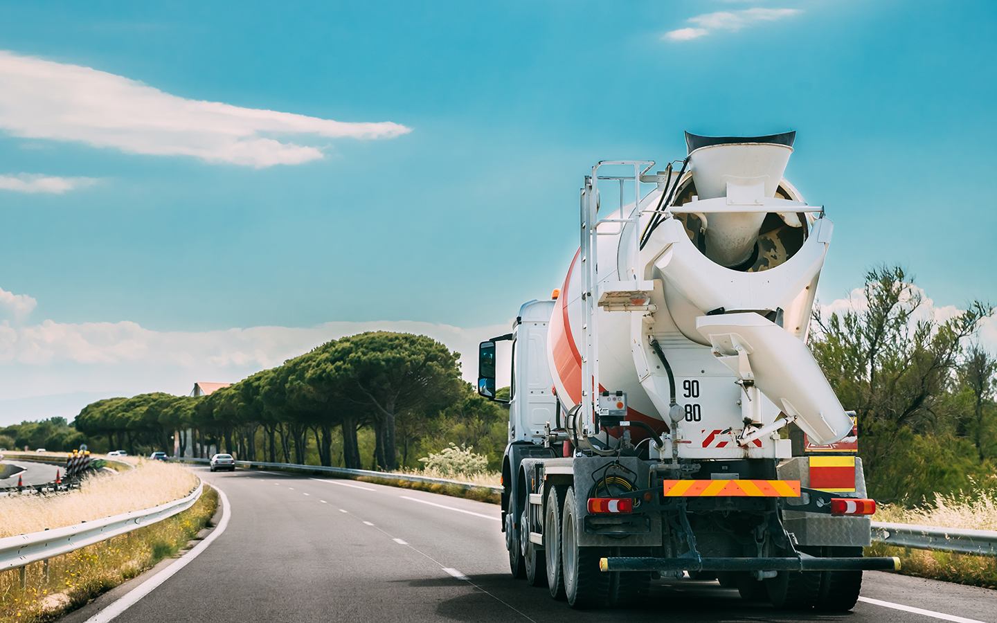 How to Safely Transport Construction Materials | Zameen Blog