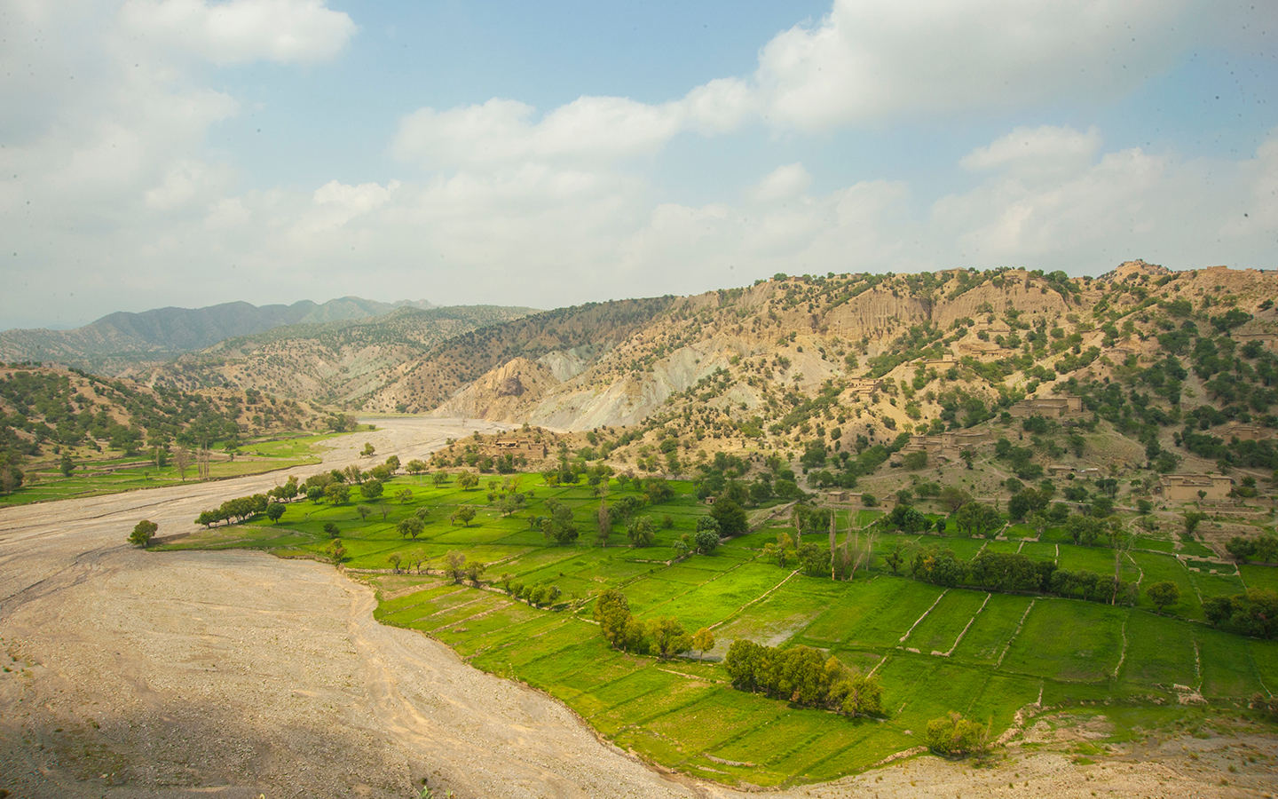 Latest Updates On Employment Generation Under CPEC | Zameen Blog