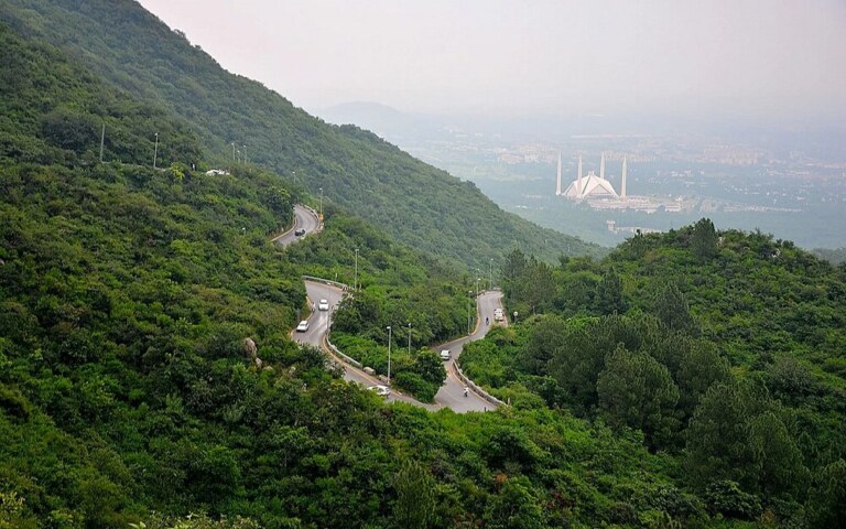 Daman-e-Koh: A Breathtaking Escape in Islamabad